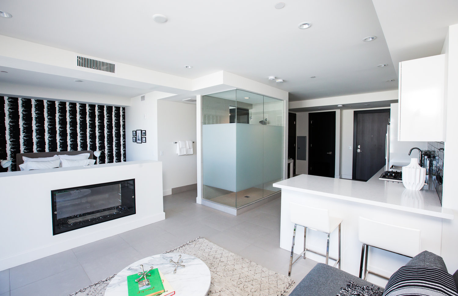 Envy Residences - MOS Glass Contractors